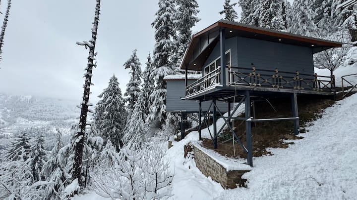 Private Luxury Chalet | Rohtang Views - Manali