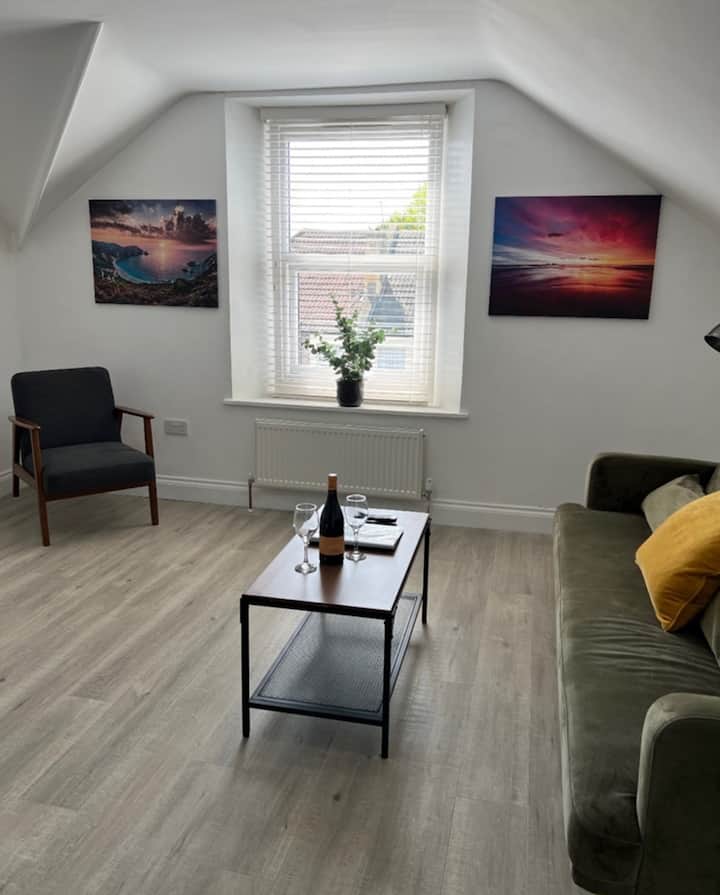 1 Bed Room Flat With Sofa Bed And Full Kitchen - Weston-super-Mare