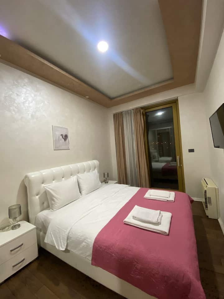 Sunny Apartment In Budva - Budva