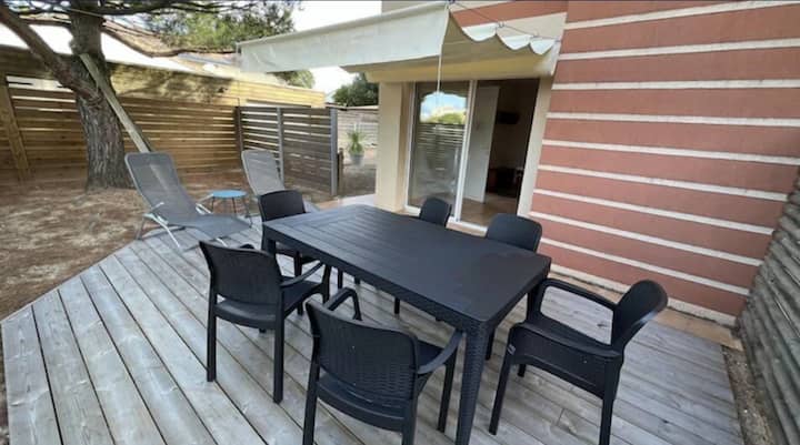 Appartement Avec Terrasse Proche Océan : Les Arros - Soulac-sur-Mer