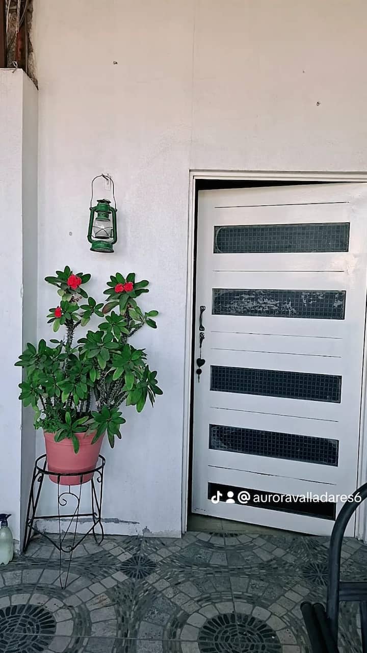 Departamento Individual Anexo - Guadalupe, Mexico