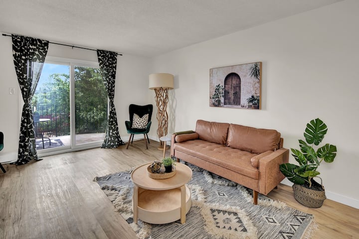 Dolce Vita Casa - 2 Bdrm Apt - Thunder Bay