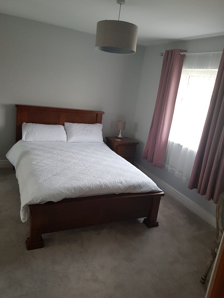 Modern Cosy Room - 리머릭