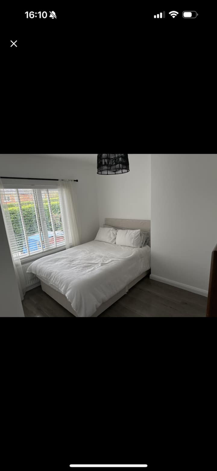 Clean Modern Double Room - Carrickfergus