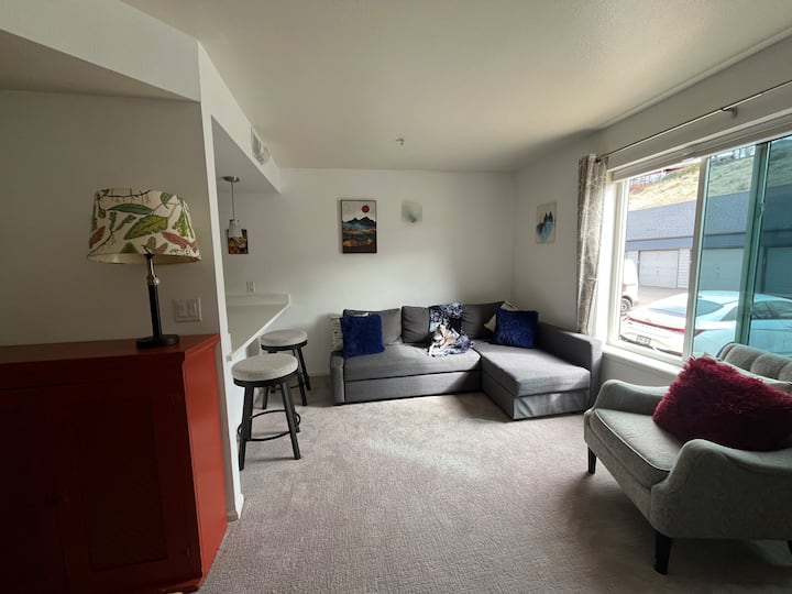 Cozy Boulder Studio Retreat - Boulder, CO