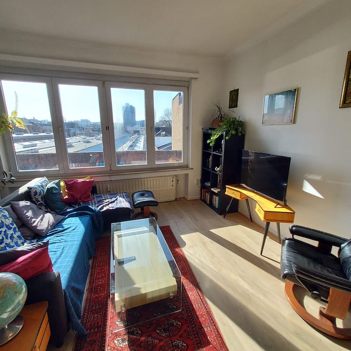 Appartement Lumineux Avec Balcon - Bruxelles