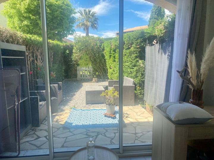 Studio Rez De Jardin, Proche Port Et Plage - La Londe-les-Maures