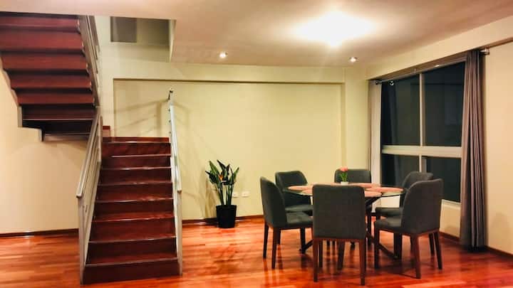 Apartamento Triplex Cerca De La Plaza De Armas - Cusco