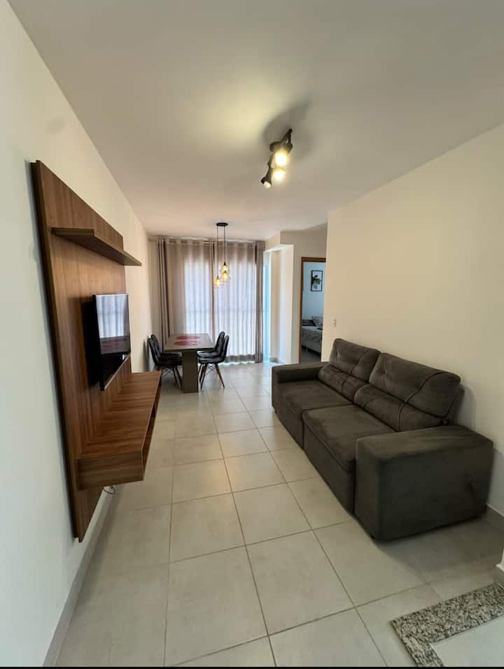 Ape Com Varanda Na Gleba - Londrina