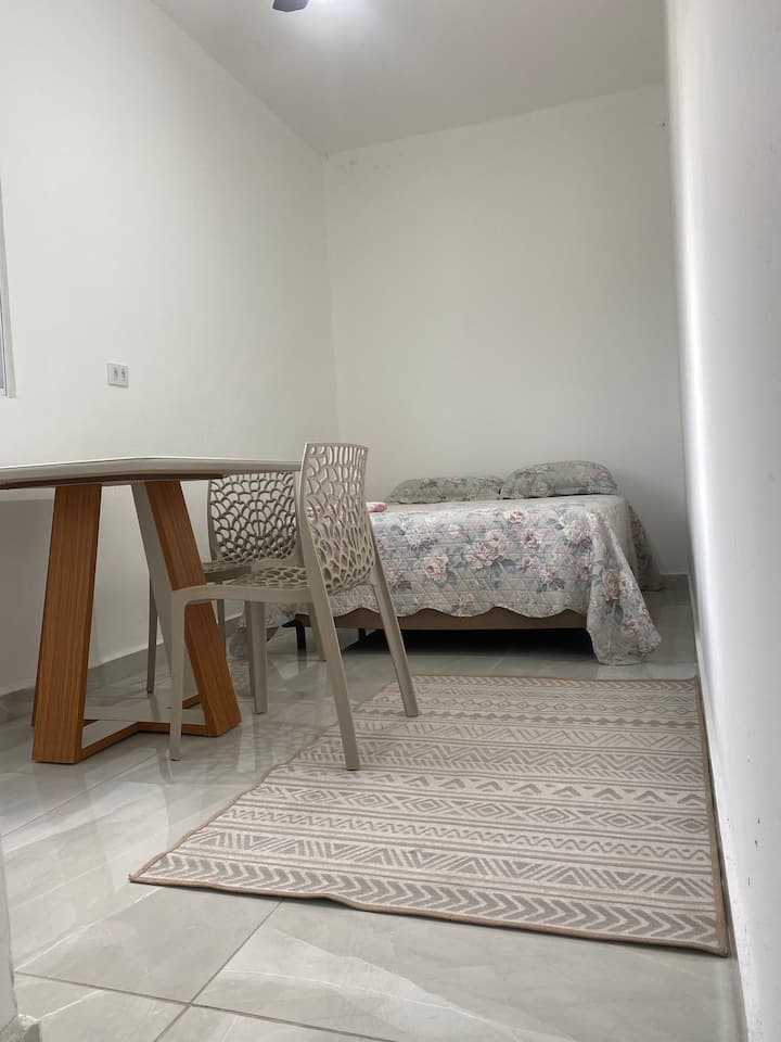 Quarto Costa Brava Pousada - Guarujá
