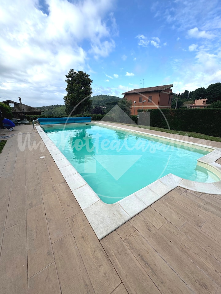 Villa Viviana Con Piscina "Unanotteacasamia" - Lazio