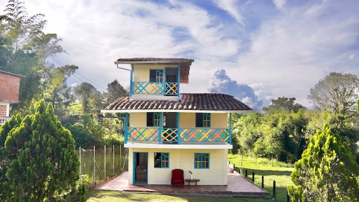Casa De 3 Habitaciones Cerca Al Pueblo De Guatapé - Guatape