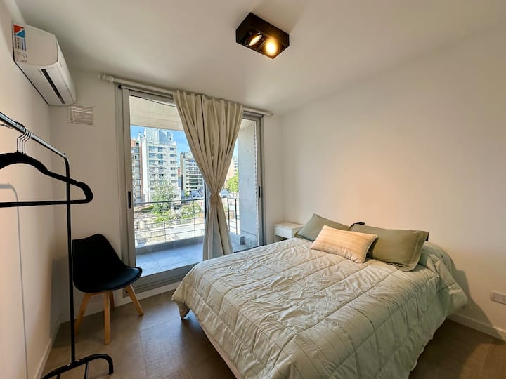 Monoambiente. Moderno, Luminoso Y A Estrenar. - Rosario