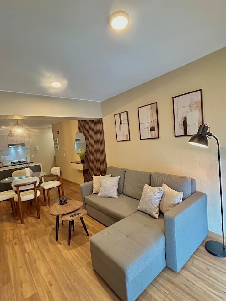 Luxury Stay In The Heart Of Miraflores | 1011 - Lima
