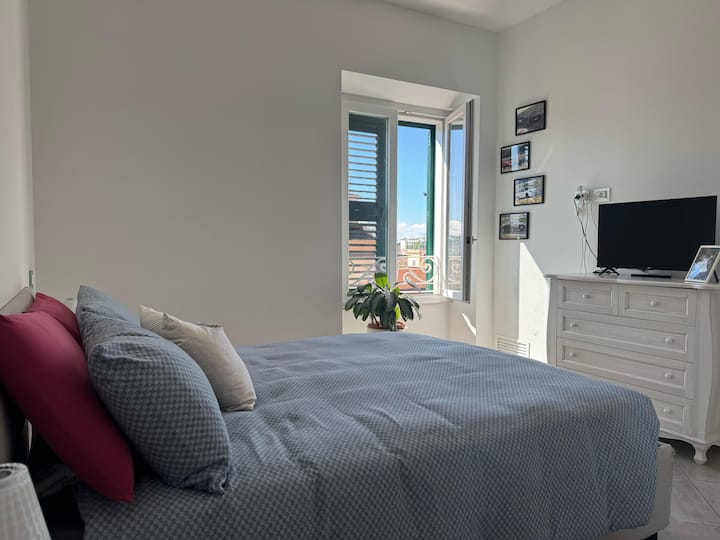 A Due Passi Dal Colosseo - Rome