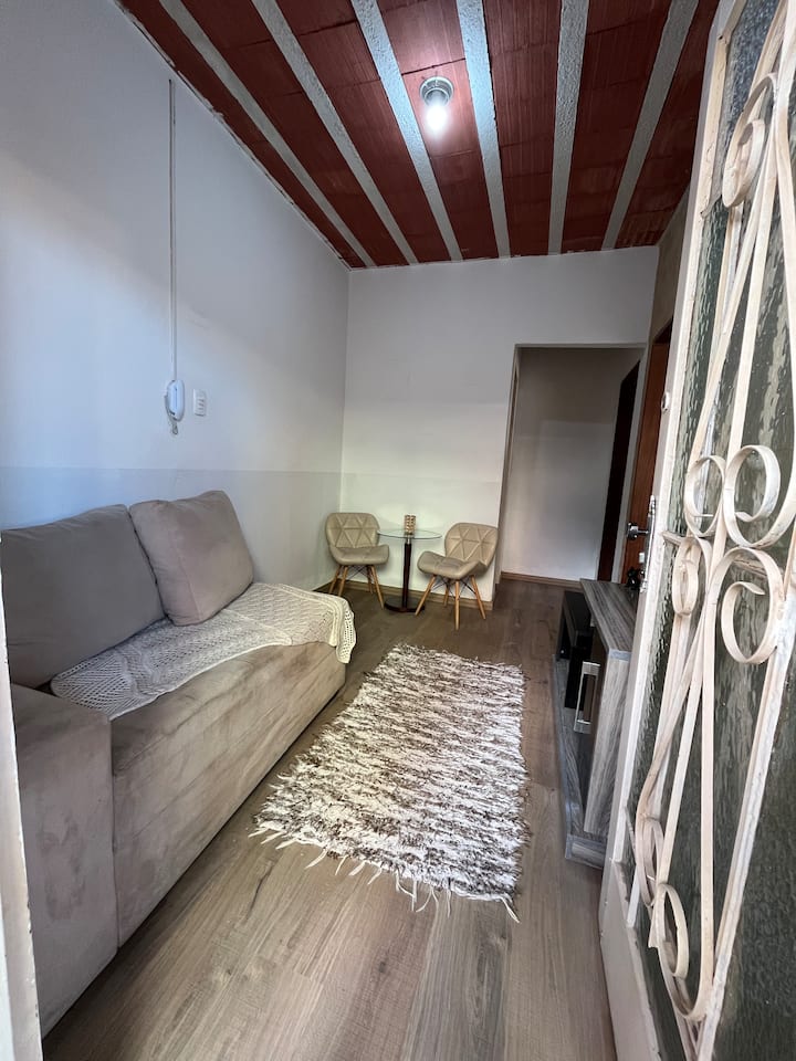 Espaço Mobiliado Completo Em Bh. - Belo Horizonte