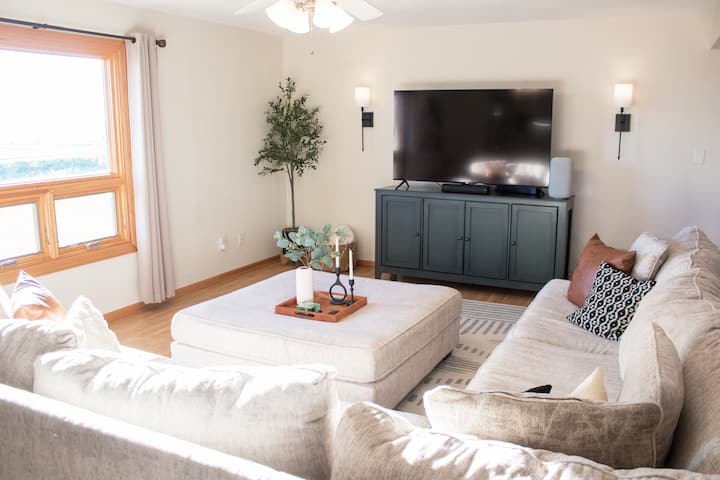 Peaceful Stay 3.63 Acres 2 Minutes To Lake & Golf - Iowa