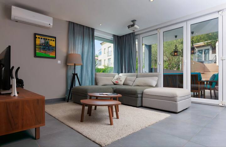 Luxury Escape: 2 Bedrooms, Pool, Jacuzzi. - Crikvenica