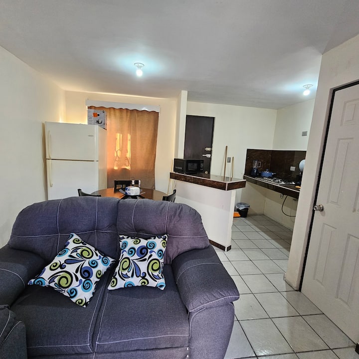 Cómoda Casa Para 4 Personas - Reynosa