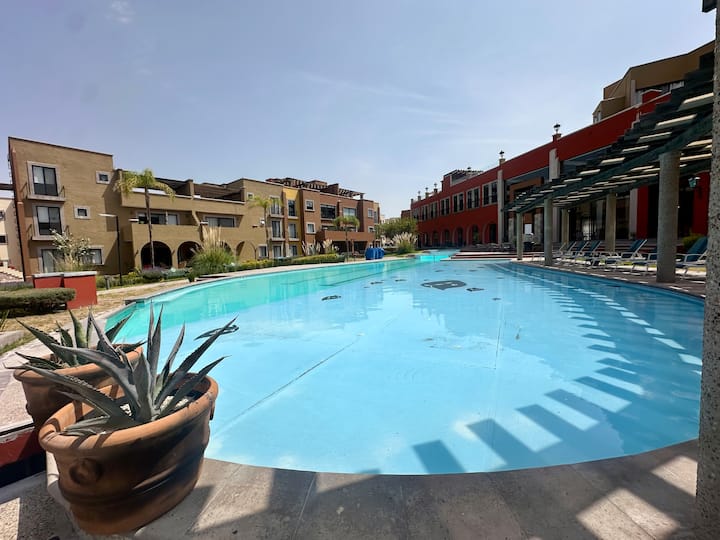 Stylish Escape Luxury Condo A/c Tennis Pools & Spa - San Miguel de Allende