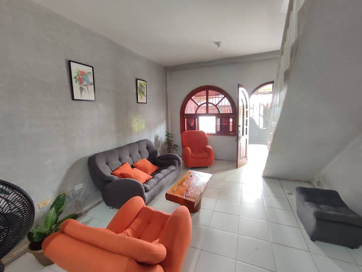 Amplia Y Elegante Habitación Doble - Leticia