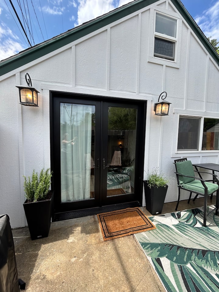 Burrow On 24th - Hot Tub 1br/1ba - Boise, ID