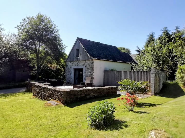 Gîte éCologique Au Bord Du Lac Du Drennec - Réservoir de Saint-Michel