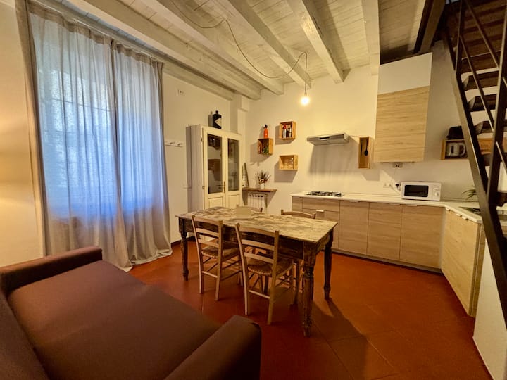 Appartamento Su Due Piani - Brescia