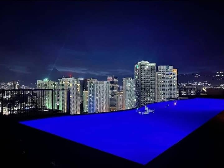 Calyx Residences Ayala (Walk 2 Vfs, Per Scour Hosp - Cebú