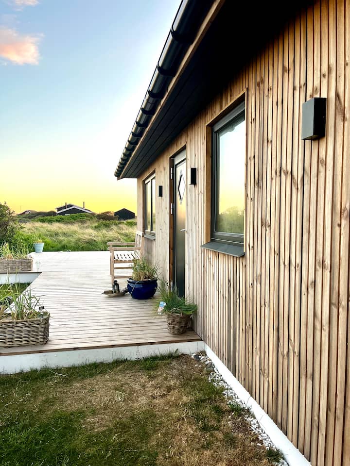Tæt På Natur Og Hav. Kun 400 M Fra Stranden. - Denmark
