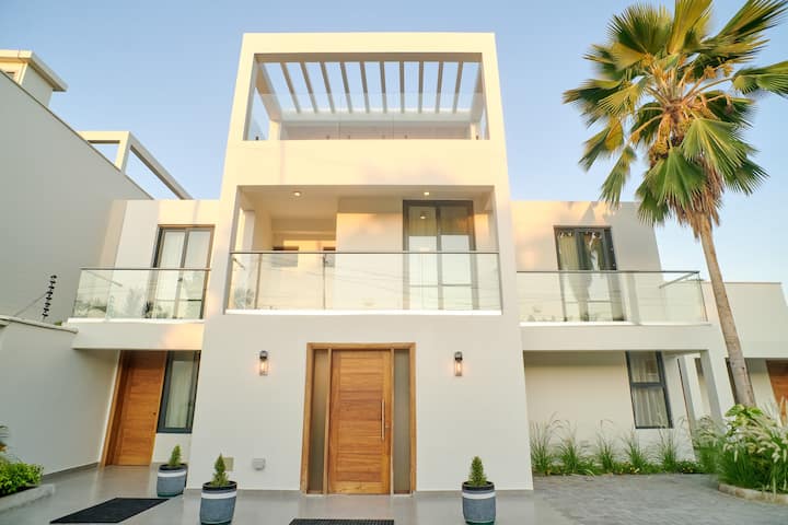 Serenity House/ 7 - Dar es Salam