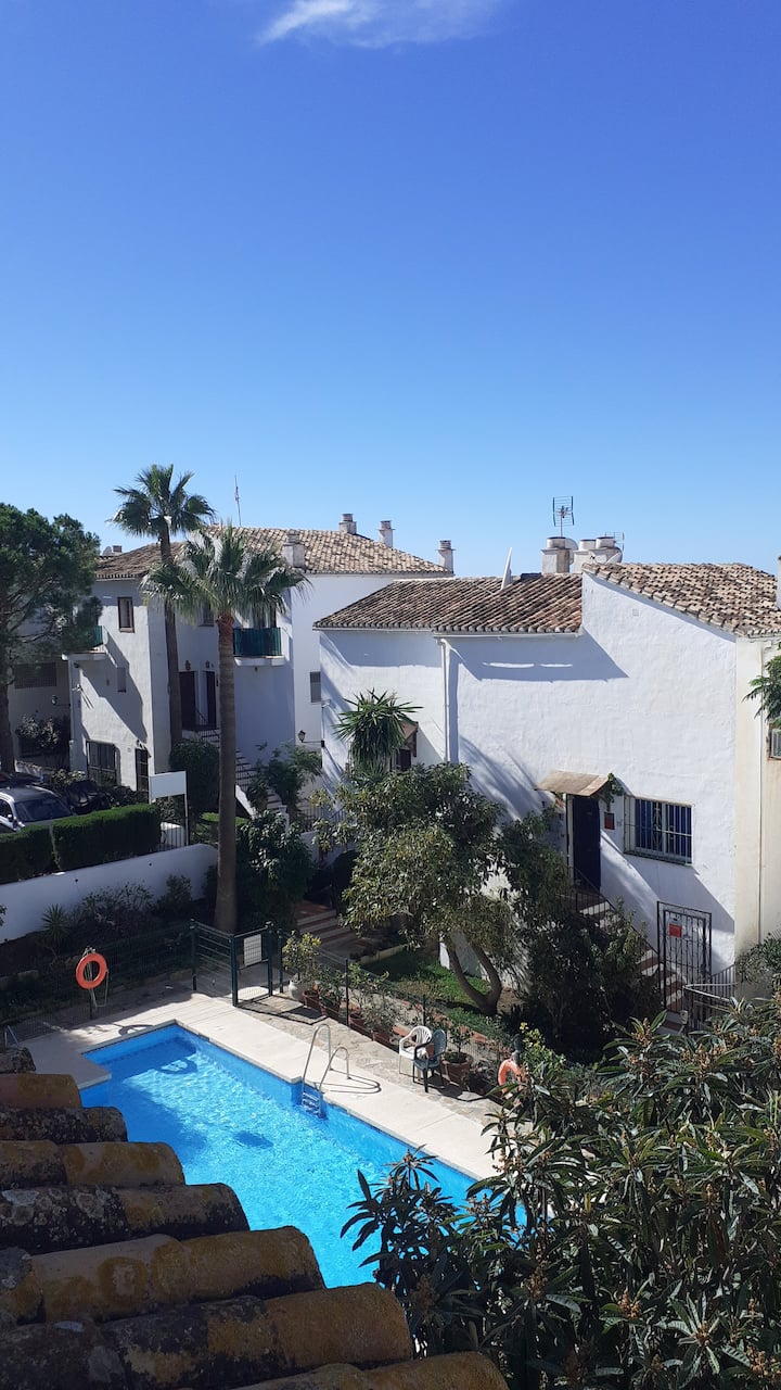 Townhouse With Chill Out Terrace - Calahonda