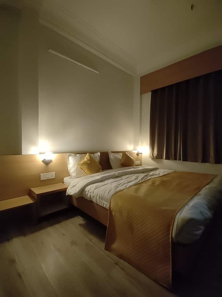 Deluxe Room With Private Balcony - Indore
