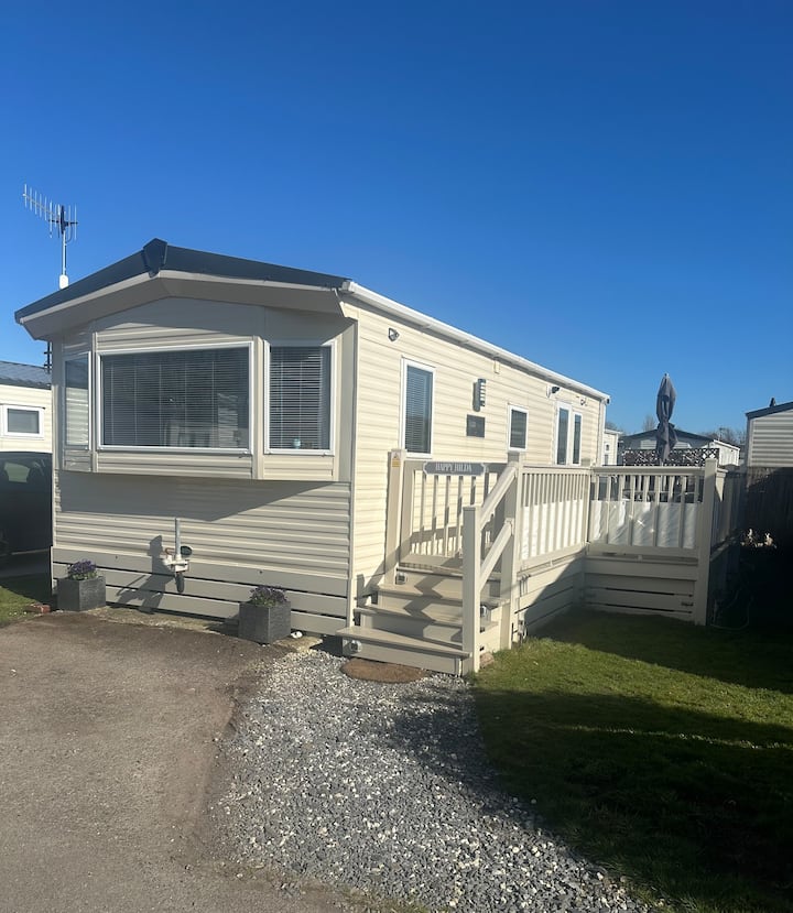 Happy Hilda - Selsey