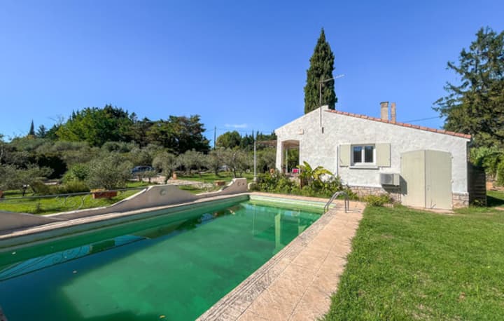 Villa Avec Piscine Au Cœur De La Provence - Fontvieille