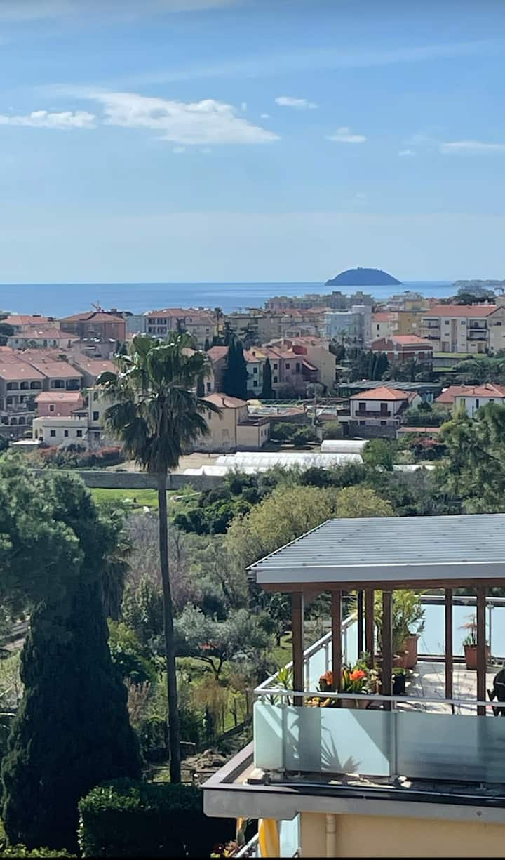 Détente Avec Vue Sur Mer [Parking, A/c, Wi-fi] - Loano