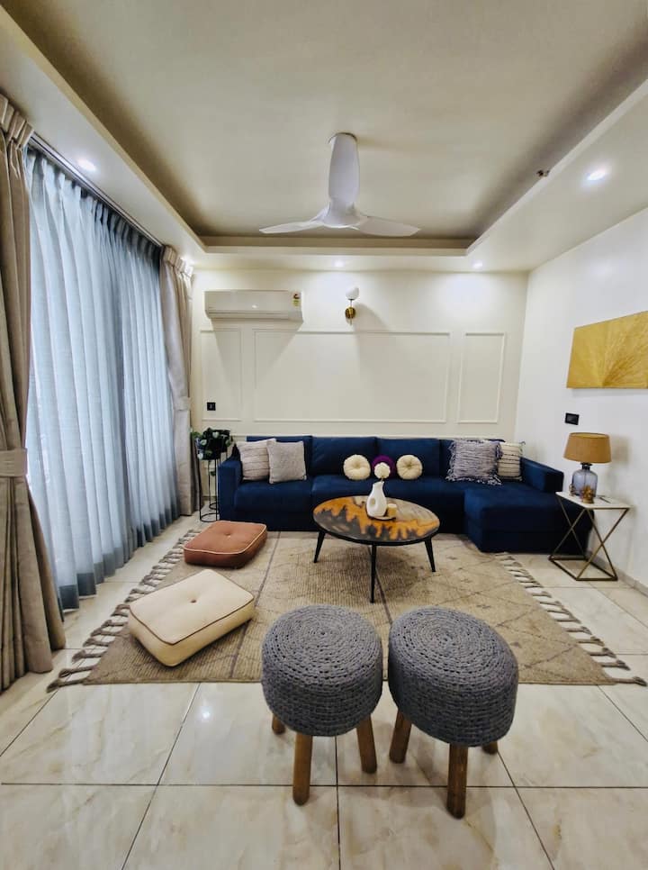 Cozy Room In Gurugram (Private Bath And Balcony) - Gurugram