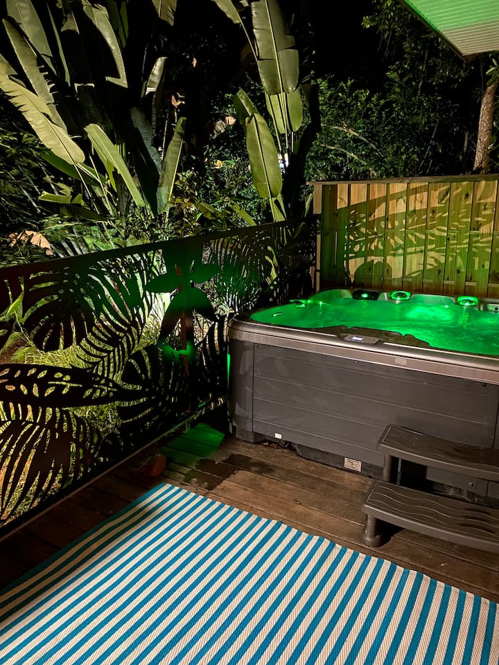 Sublime T4 Jacuzzi - French Guiana