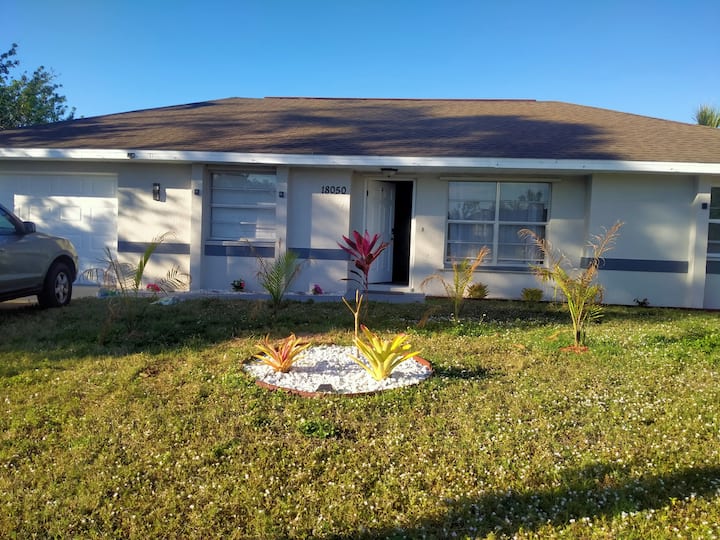 Quiet House With Pool - Port Charlotte, FL