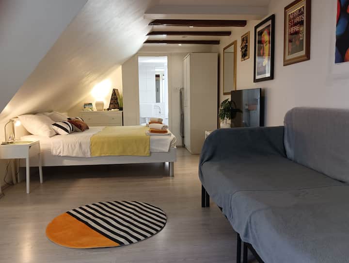 Funky Place, Near Center And Beach - Split