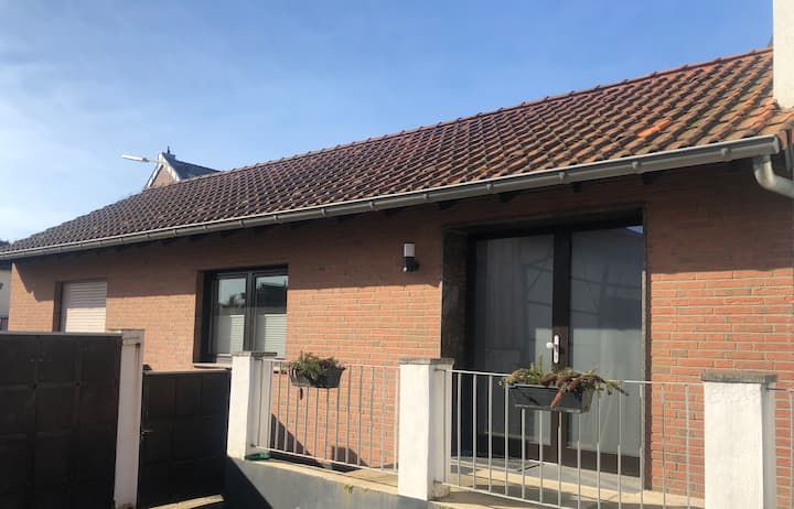 Haus In Ruhiger Lage - Mönchengladbach