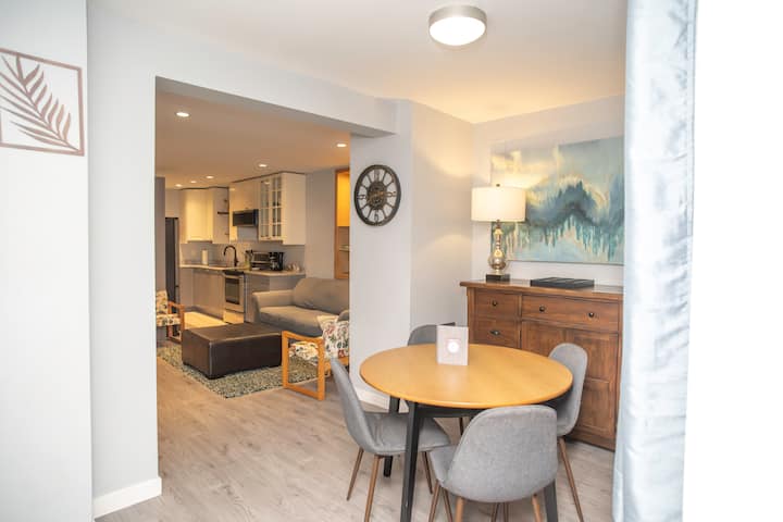Cozy 2br Spa Retreat, @ The Fern House And Spa - Vancouver Island