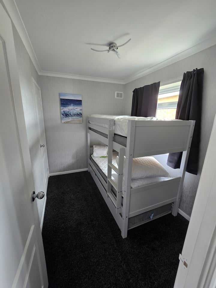 £117.00 Gbp Weekday 2025 - Dymchurch