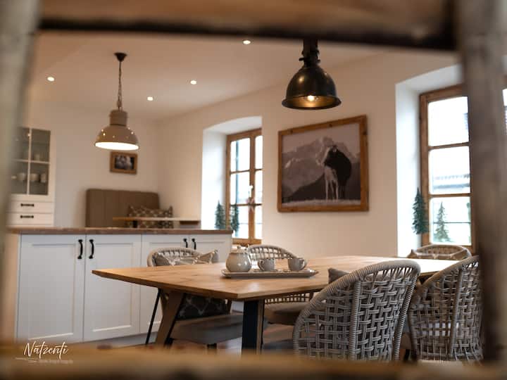 Charmante Fewo Im Klosterdorf Polling - Weilheim in Oberbayern