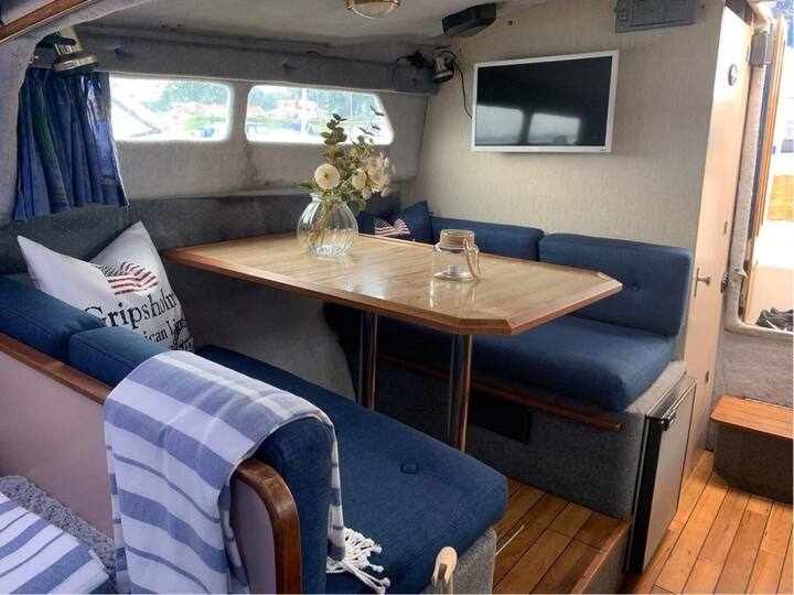 Bo I Min Båt - Ljungby