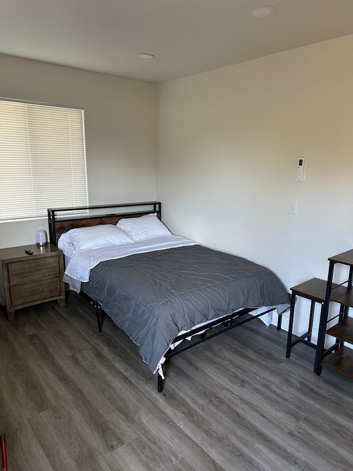 Modern Studio In Evergreen, Sj - San José, Estados Unidos