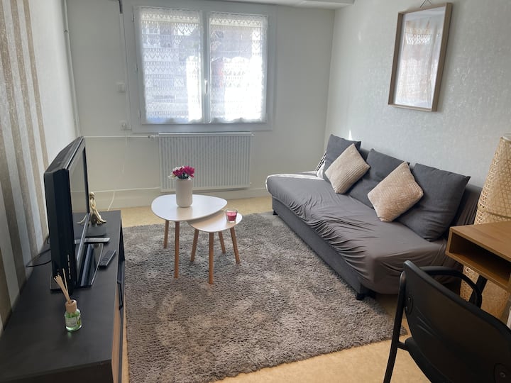 Une Maison-arnage-circuit24h - Arnage