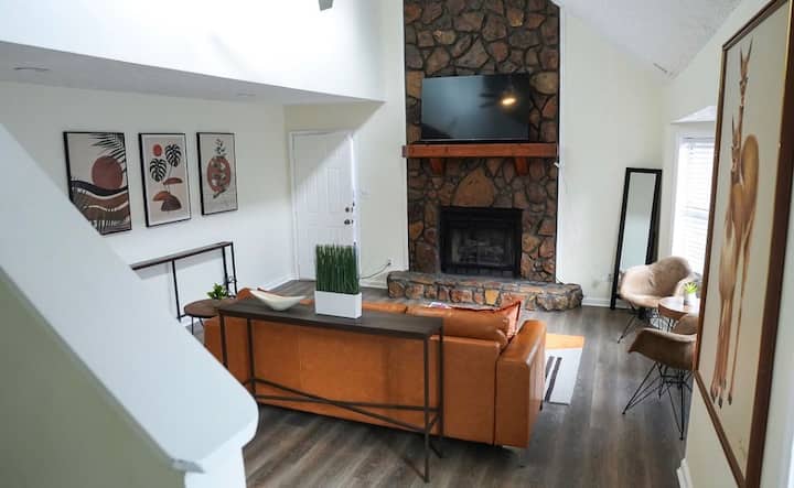 Quiet & Comfortable 6 Miles From Braves Stadium - Smyrna, GA
