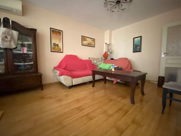 Cosy 2-bedroom Flat In The Heart Of The City - Burgas