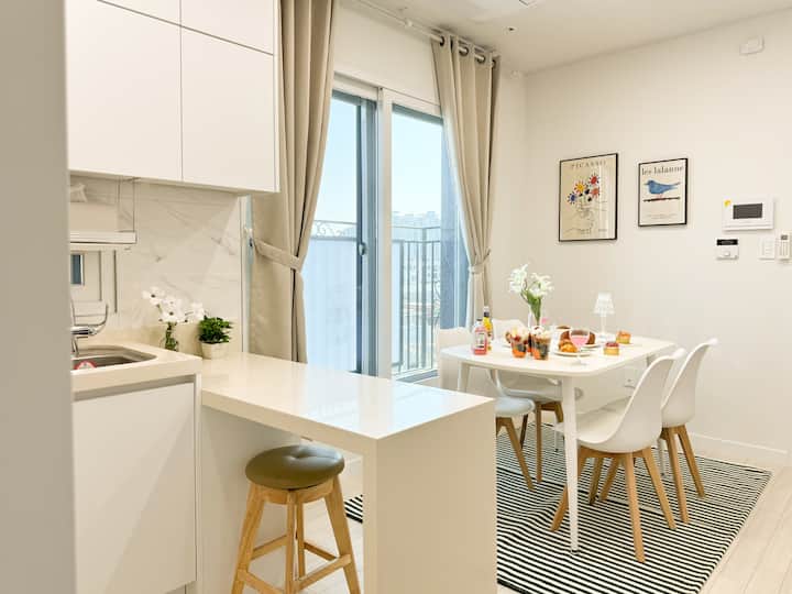 [신축|합법숙소] 쾌적•안전/에어컨•난방 완비/고려대/명동 동대문 종로 이태원 이동 편리 - Séoul